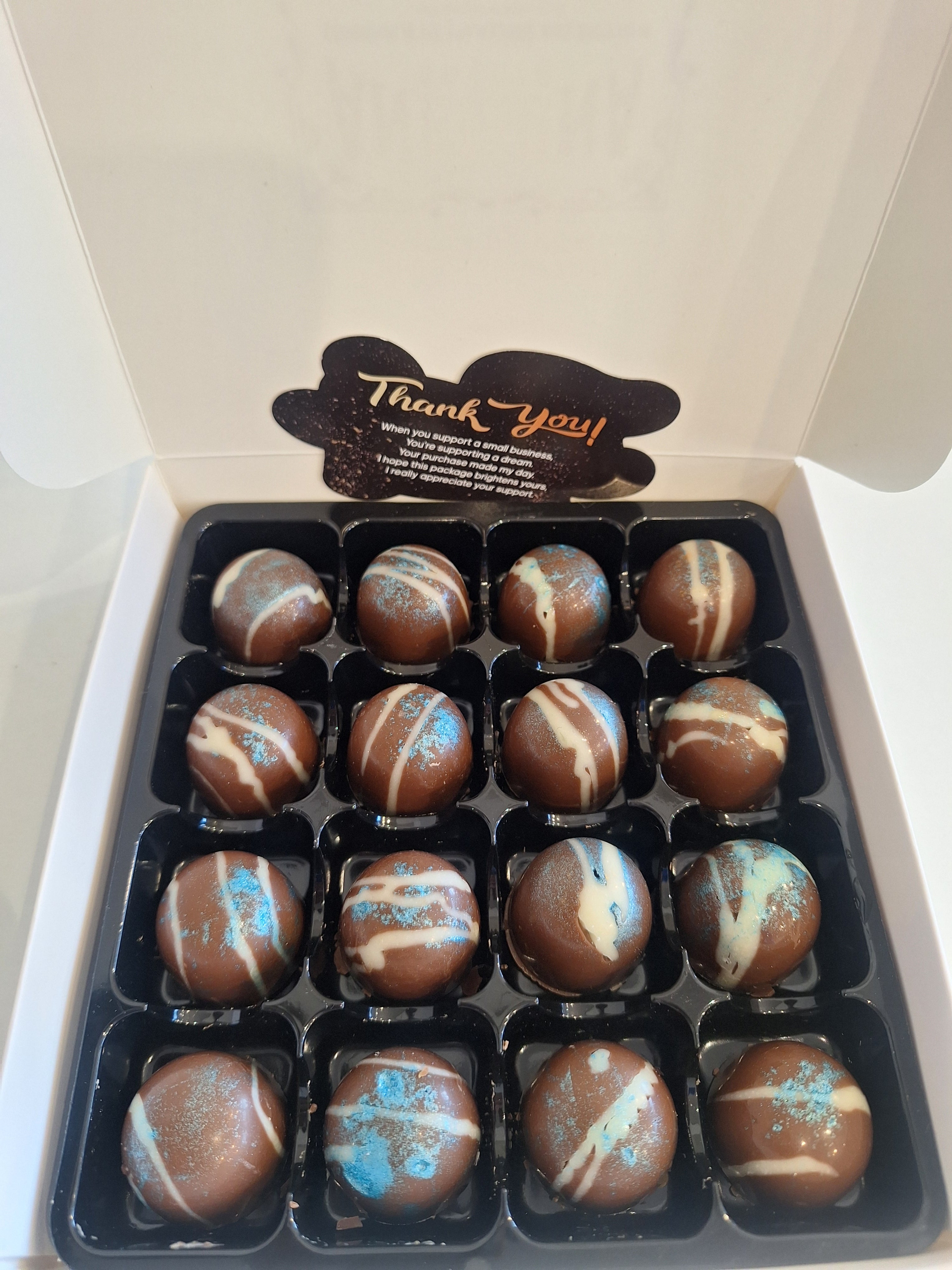 Chocolate Praline Selection (Baileys Caramel) – Anemona Sweets